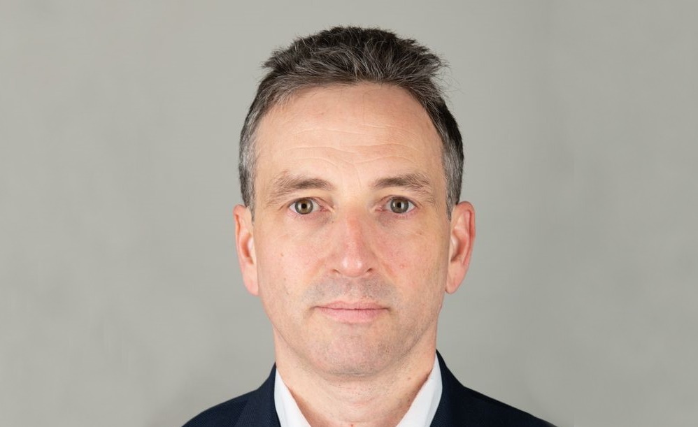 Speaker Oliver Bishop